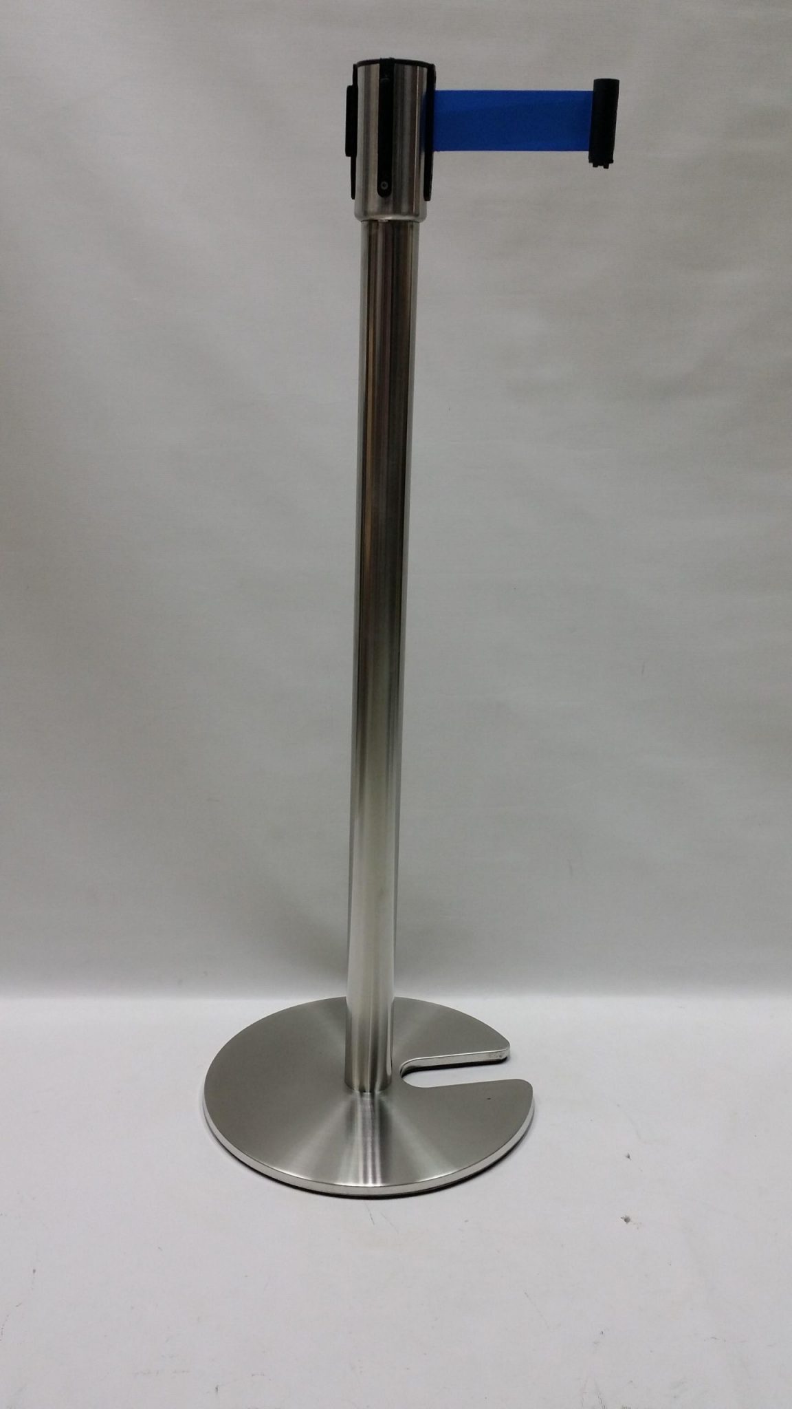 Retractable Queue Pole 3000CS0202 | LTC Office Supplies Pte Ltd